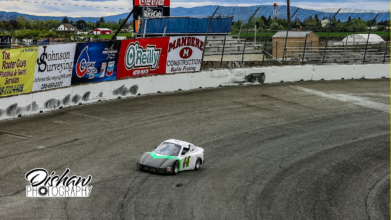 Carysn Murphy Sets New Track Record and Wins at Stateline Speedway ...