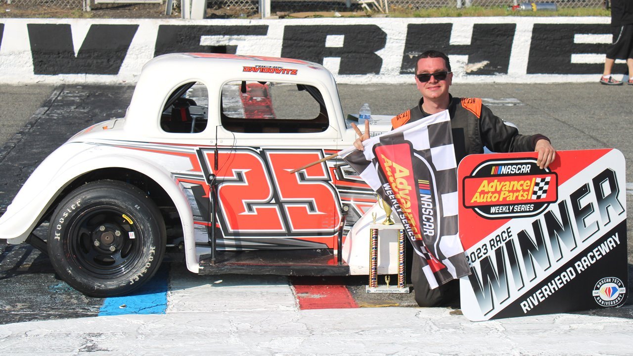 Riverhead Raceway - Richie Davidowitz the Sunday Legends Winner ...
